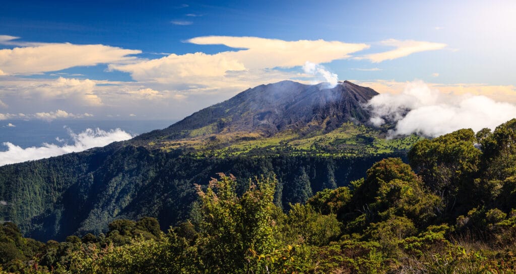 Which Costa Rica Volcanoes Can You Climb? Adventure Vacations